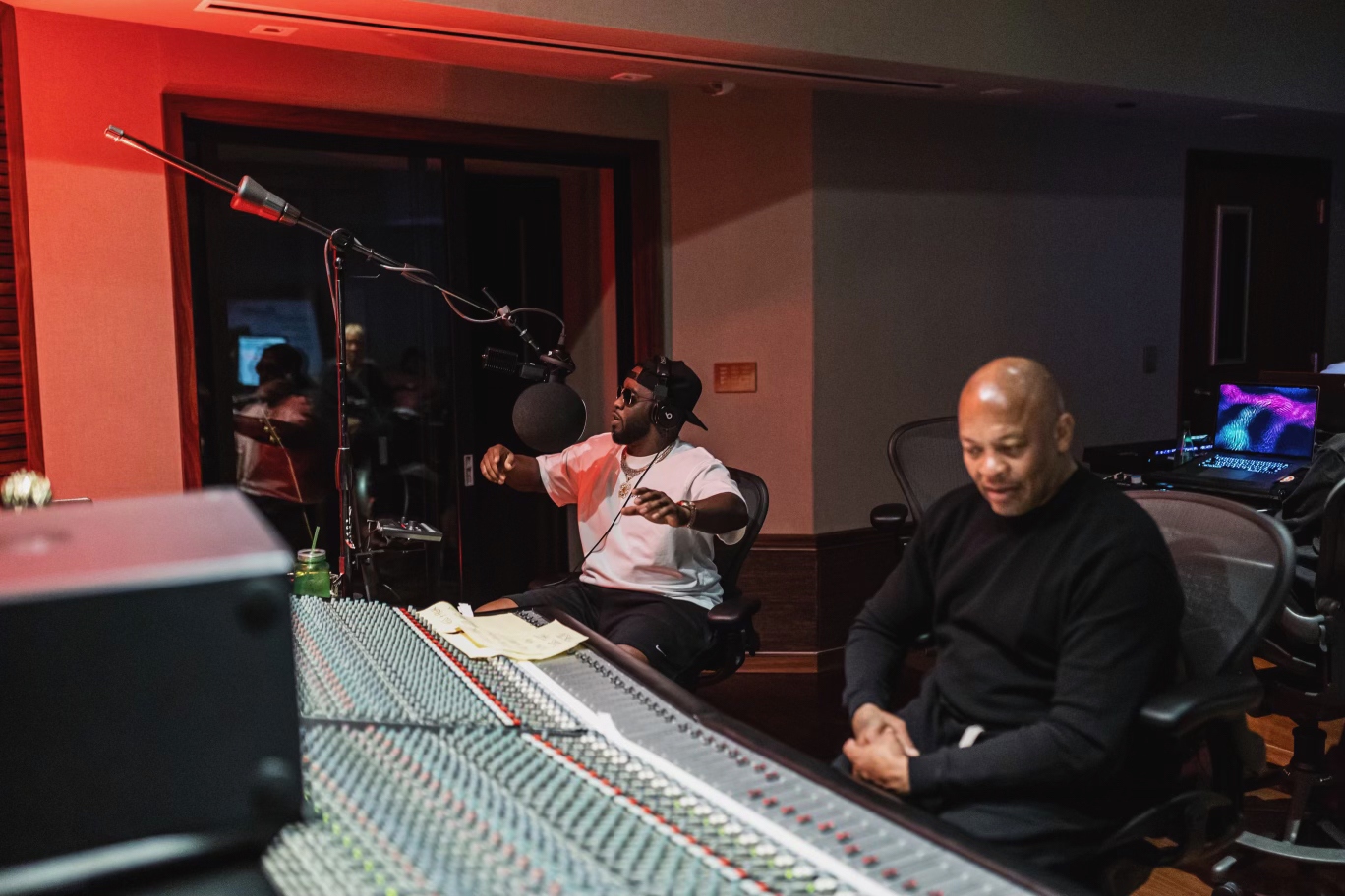 Dr. Dre & Diddy Link Up In The Studio, See Photos Of Epic Session ...