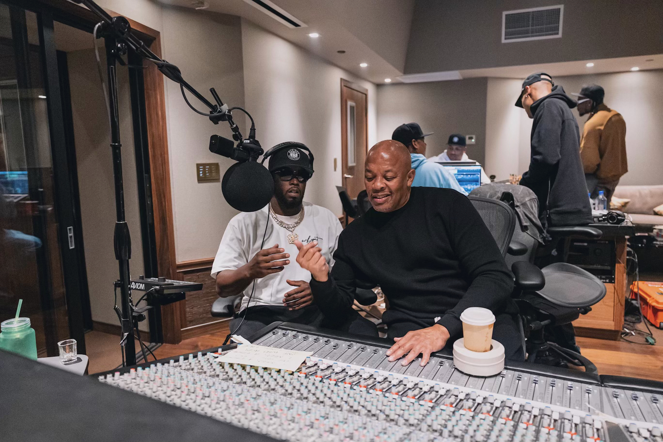 Dr. Dre & Diddy Link Up In The Studio, See Photos Of Epic Session ...